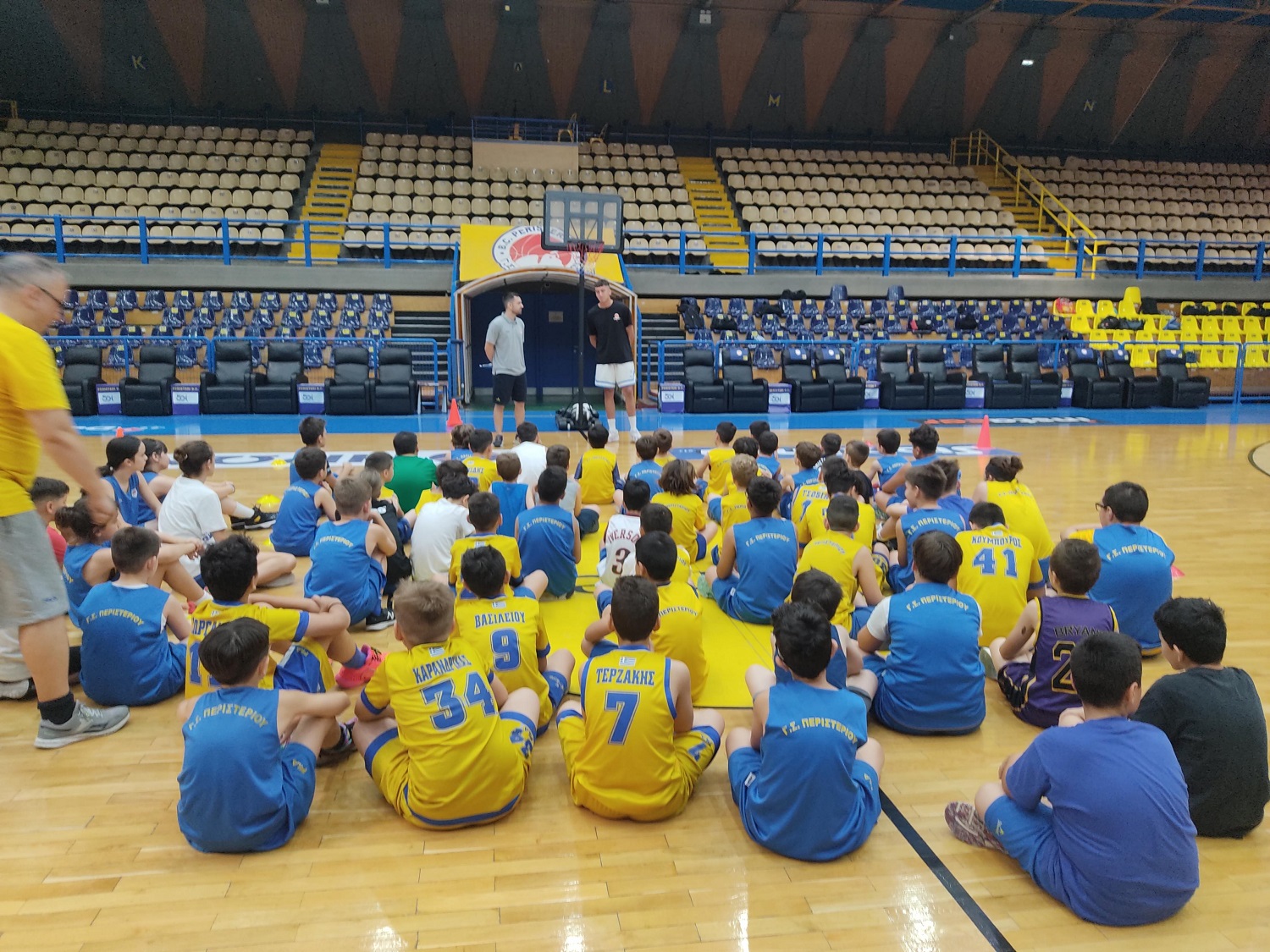 Ολοκληρώθηκε η πρώτη περίοδος του Summer Basketball Camp με τον ...