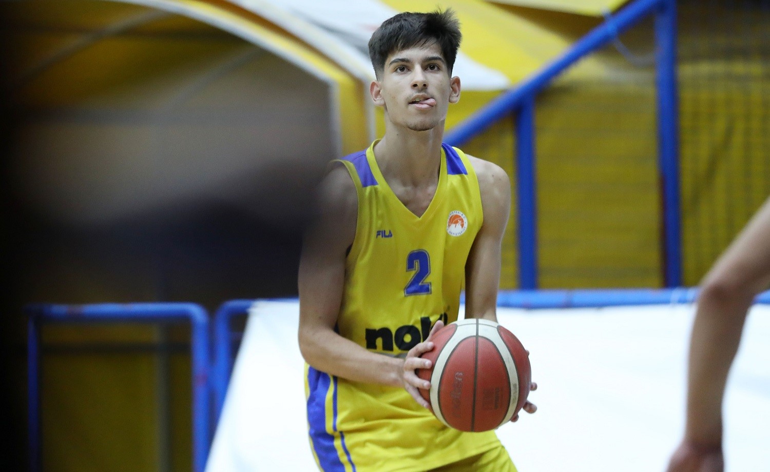 Το Εφηβικό του ΓΣ Περιστερίου πέρασε (75-59) και από τα Γλυκά Νερά - ΓΣ ...