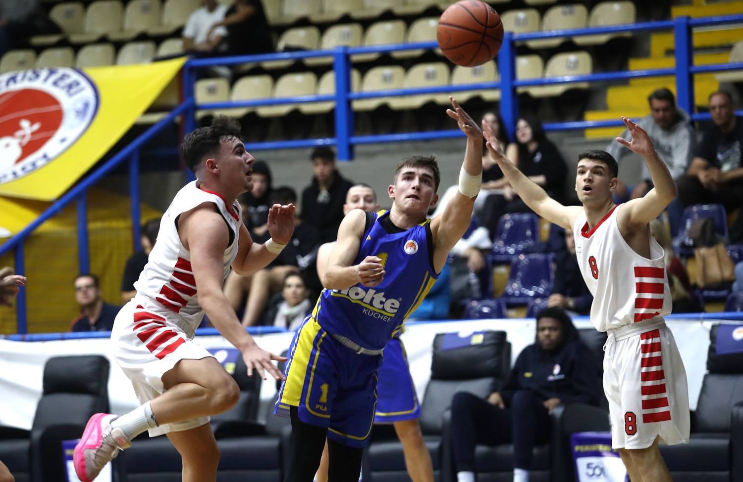 Το Περιστέρι ηττήθηκε (72-69) στο φινάλε στην πρεμιέρα του Rising Stars ...